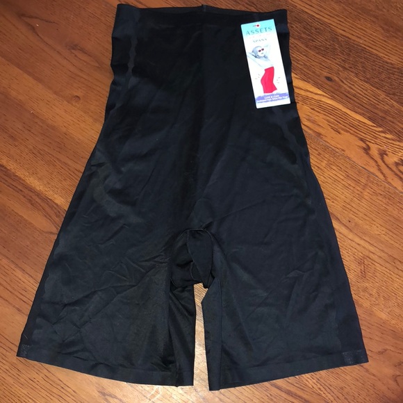 SPANX | Intimates & Sleepwear | Spanx Assets Red Hot Label Luke And ...